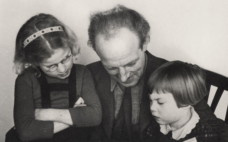 Johan Westerweel: Forgotten Hero – History of Sorts