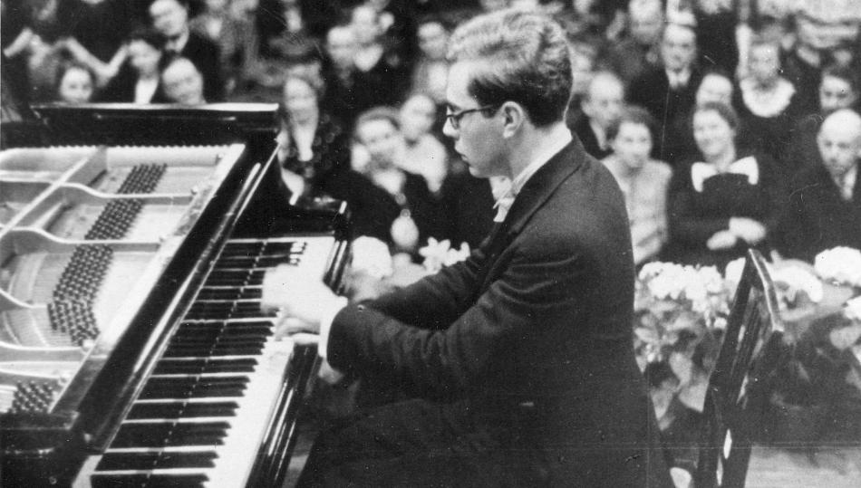 The Pianist who spoke his mind and was killed for it. – History of Sorts