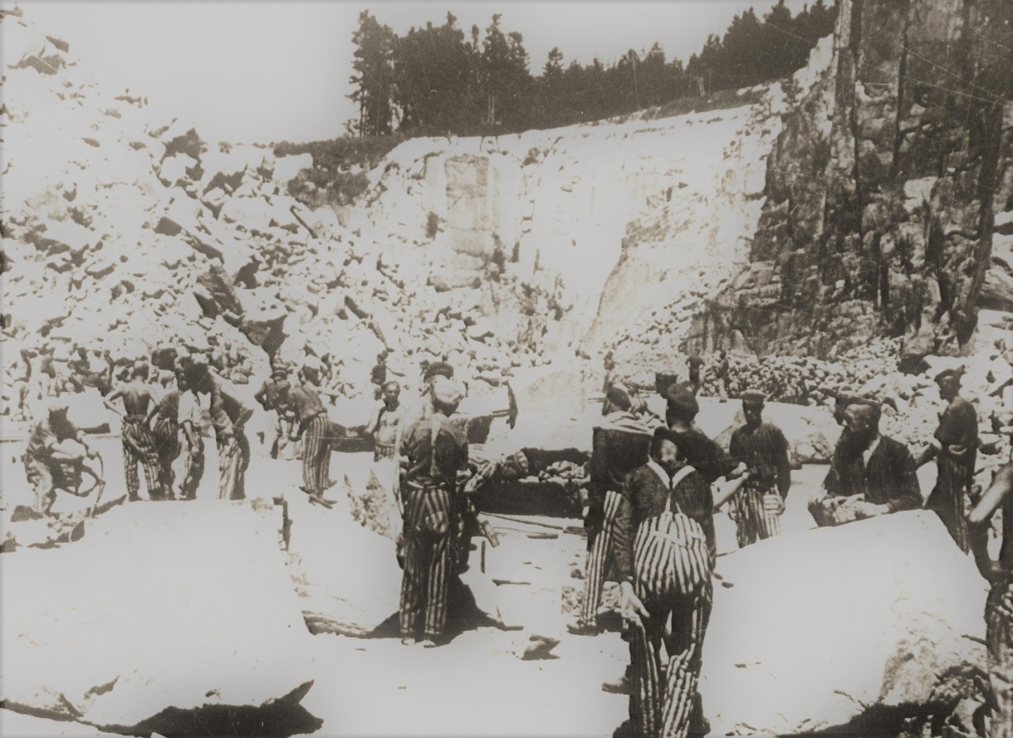 “It is not you who are in charge. God will judge you” the bravery of Fr ...