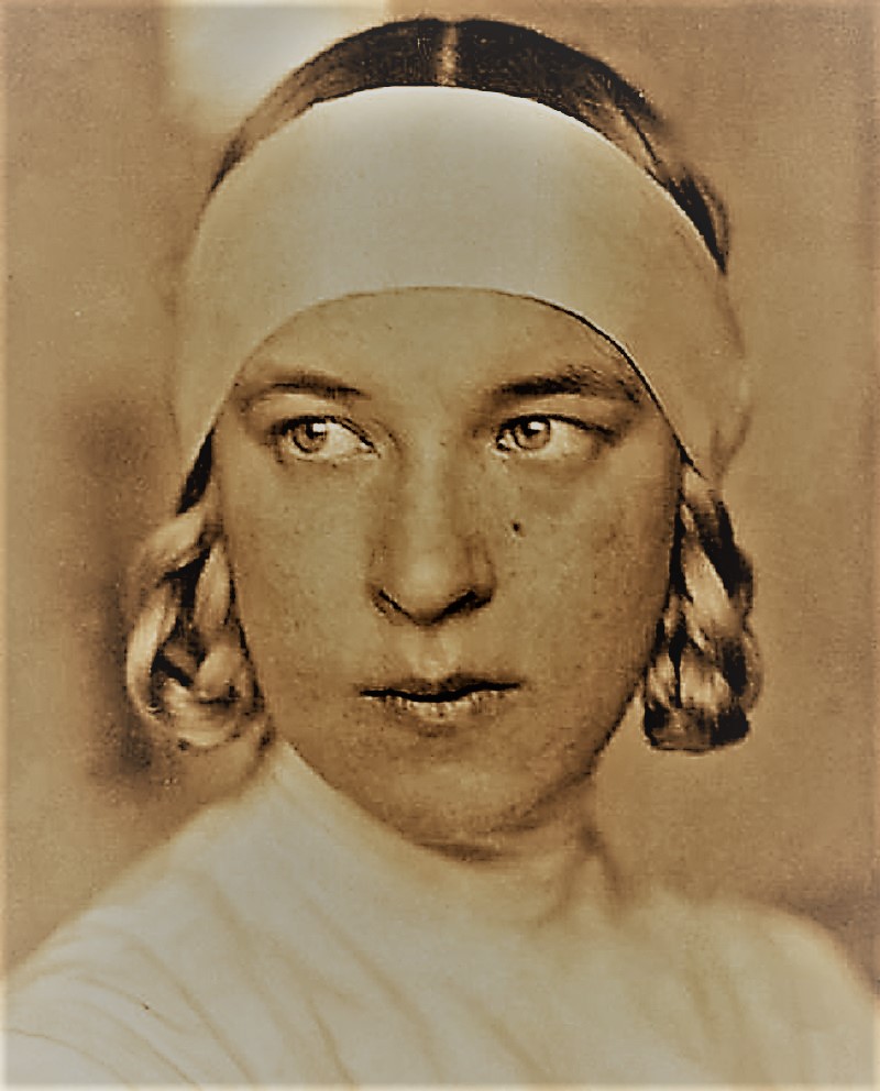 Helene Mayer-Caught between a Rock and a hard place. – History of Sorts