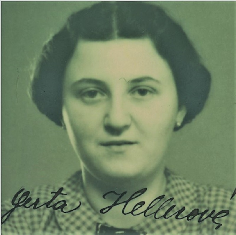 Holocaust Testimonies – History of Sorts
