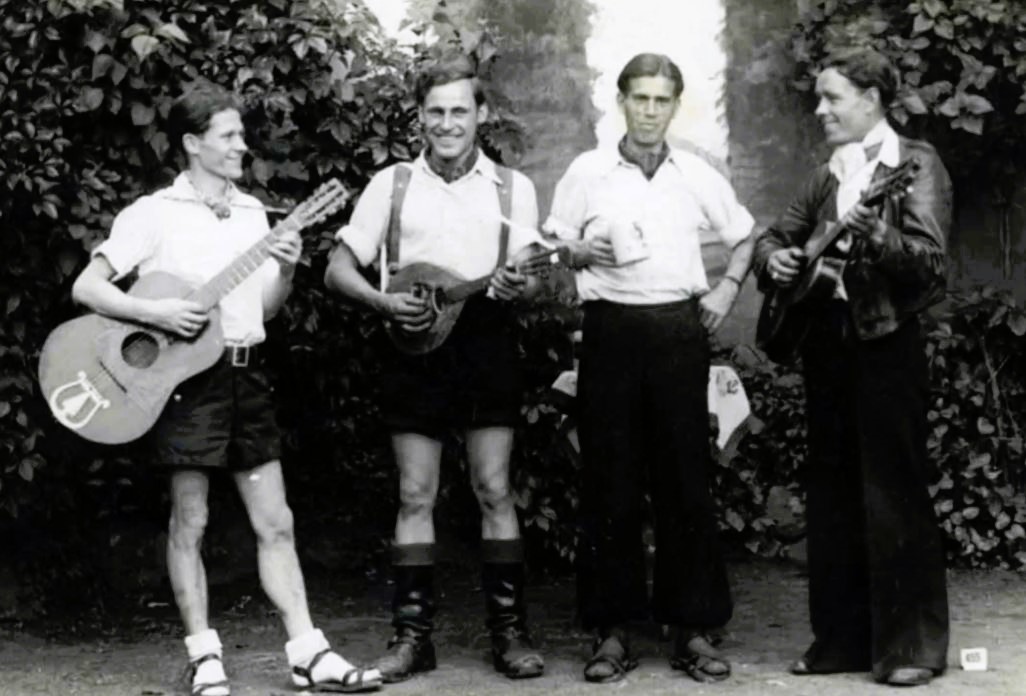 The Edelweiss Pirates—The Proverbial Pain in Himmler’s aSS – History of ...