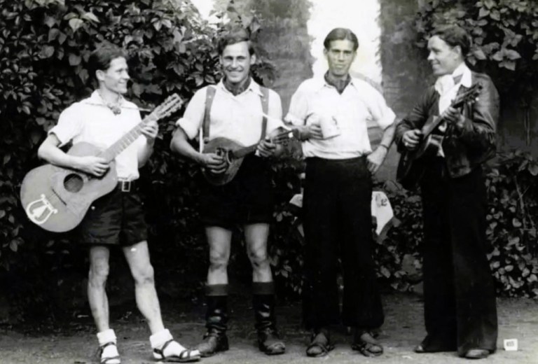 The Edelweiss Pirates—The Proverbial Pain in Himmler’s aSS – History of ...