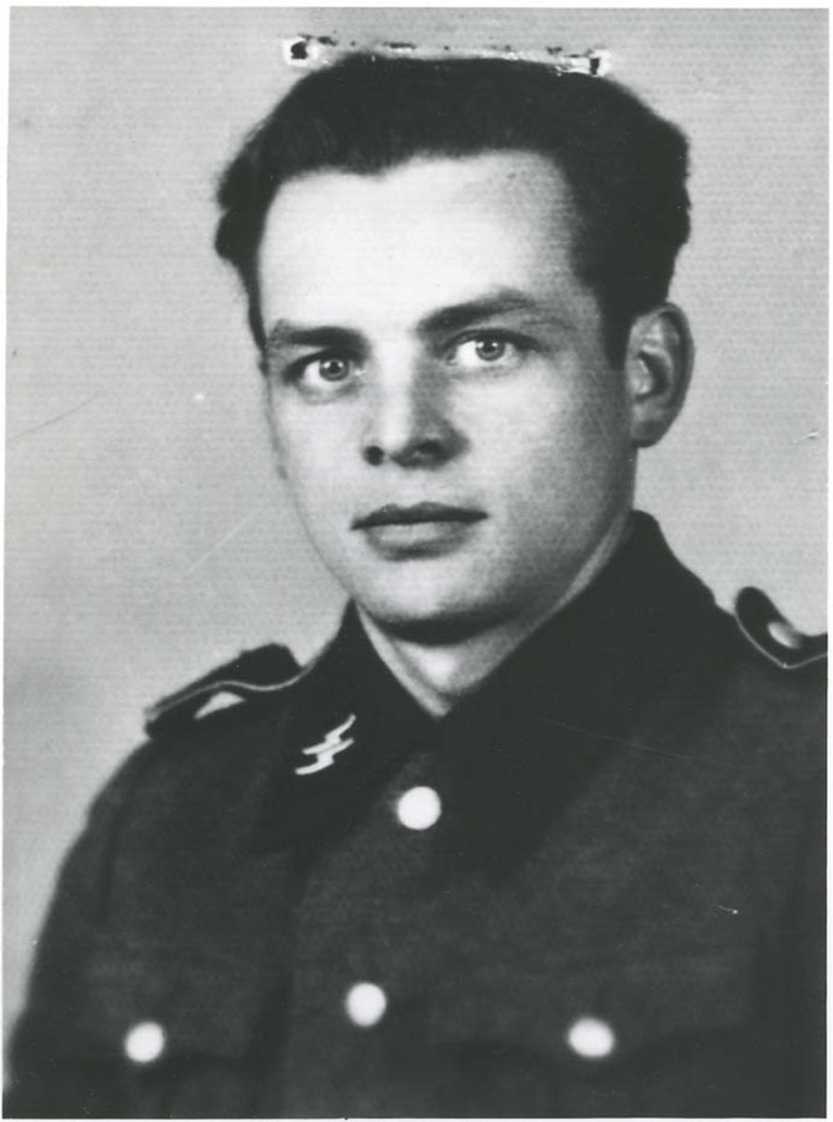 Auschwitz SS Guards – History of Sorts