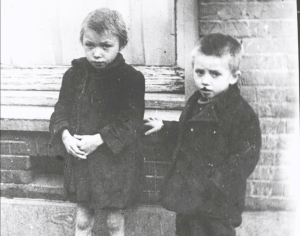 The Dutch Hunger Winter: The 1944/45 Famine – History of Sorts