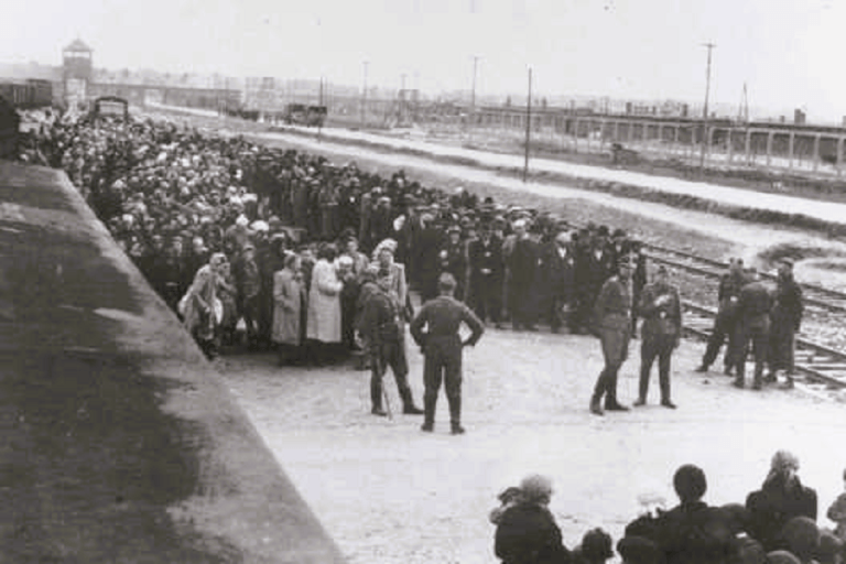 The Secret Lives Of Nazis Inside Auschwitz: Evil enjoying themselves ...
