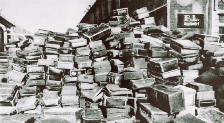 The Secret Lives Of Nazis Inside Auschwitz: Evil enjoying themselves ...