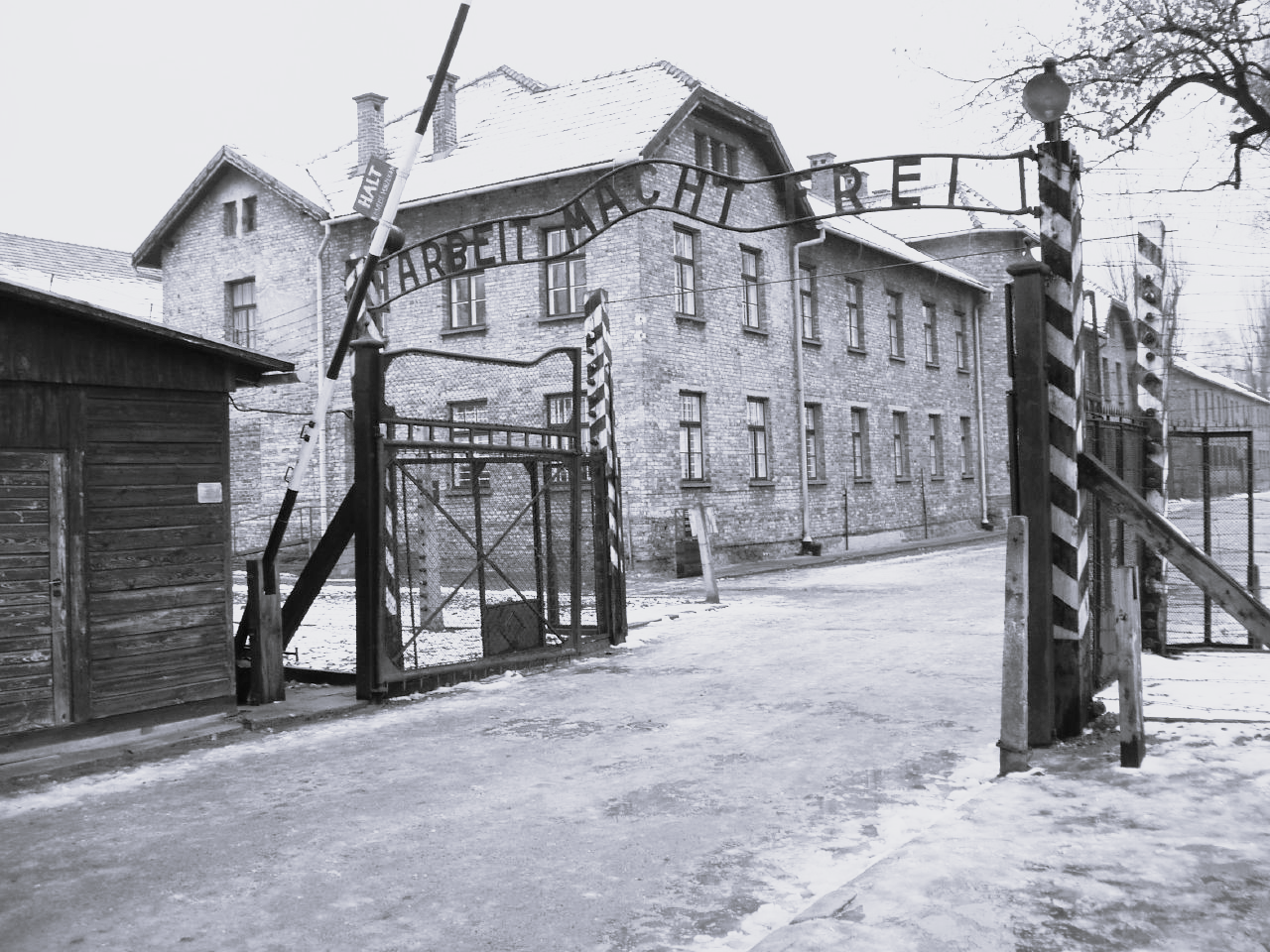 Kazimierz Piechowski: The Man Who Escaped Auschwitz in a Stolen SS Car ...
